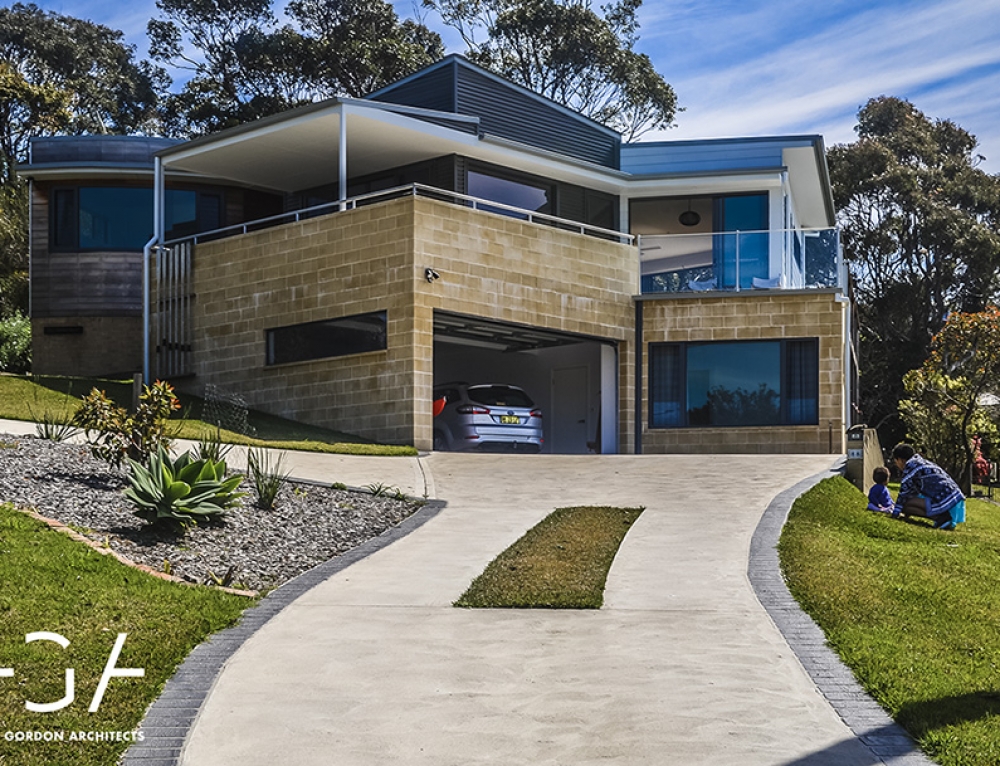 Braidwood House · Hugh Gordon Architect
